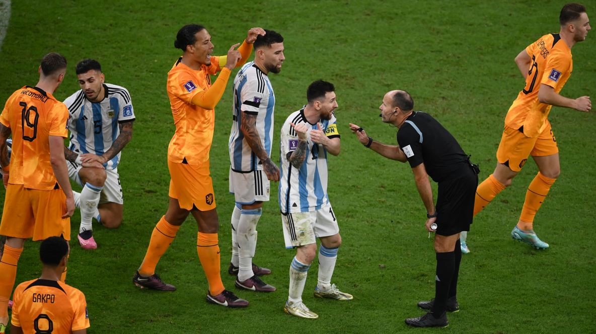 La FIFA abre expediente disciplinario contra Argentina y Países Bajos ... La FIFA abre expediente disciplinario contra Argentina y Países Bajos ...