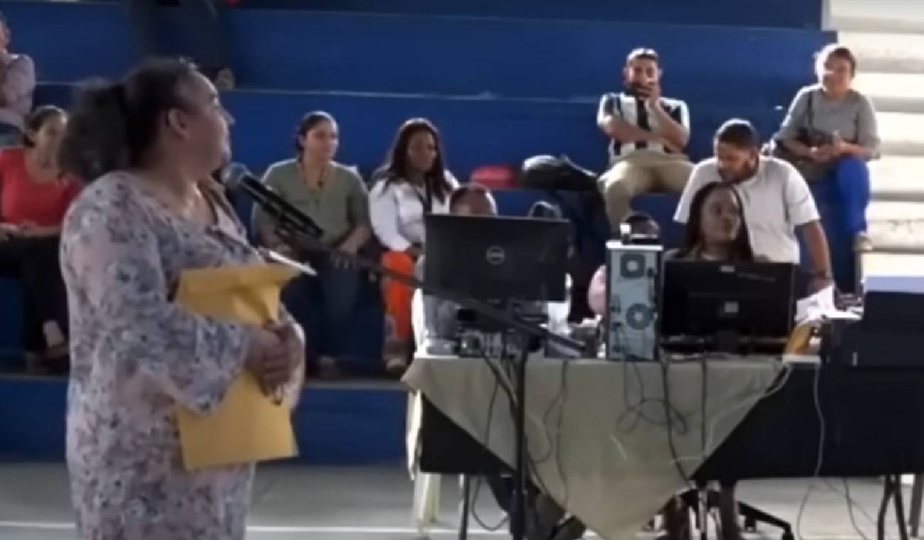 Profesora De Inglés No Sabe Ni Saludar Rcn Radio
