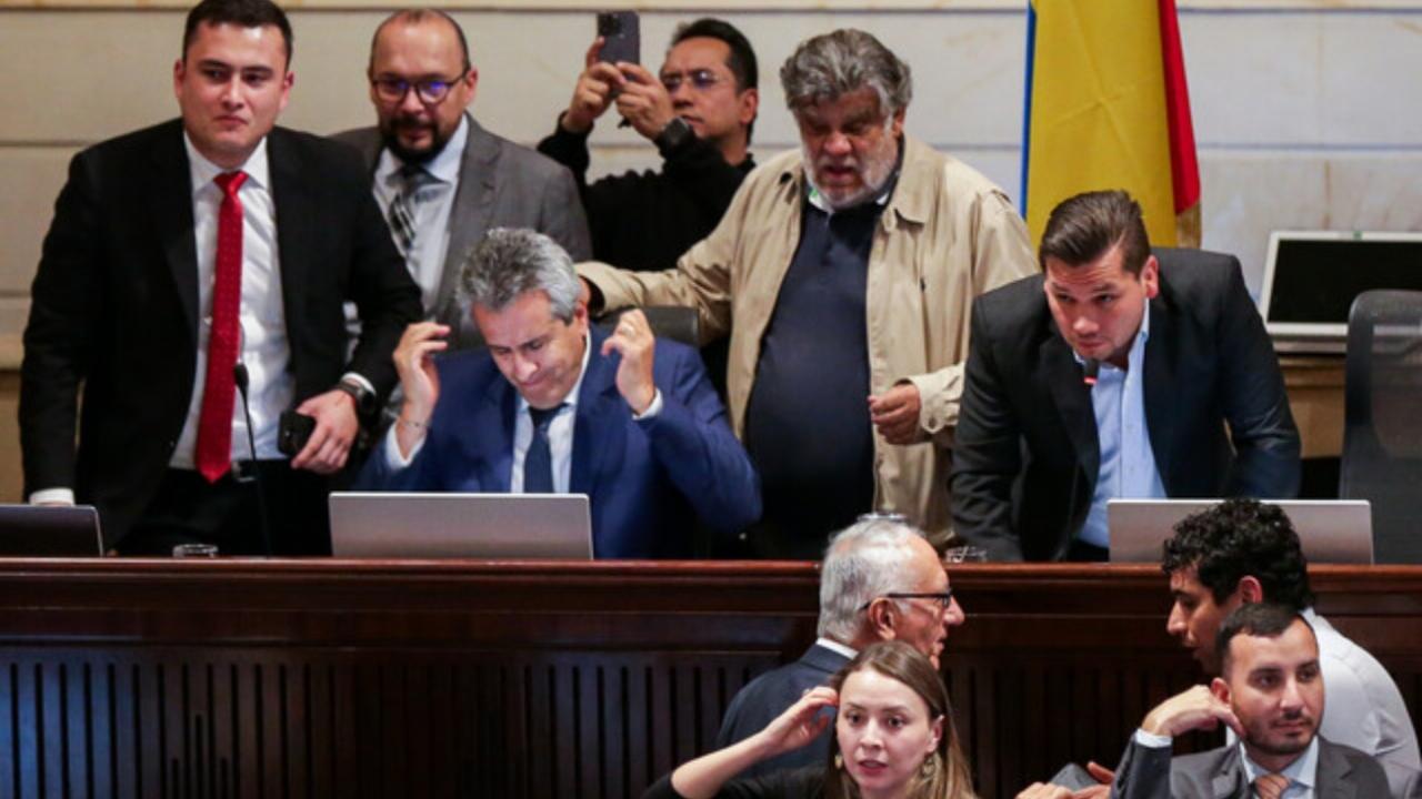 Reforma a la salud: ¿Cuáles son las razones detrás de las divisiones? Reforma a la salud: ¿Cuáles son las razones detrás de las divisiones?
