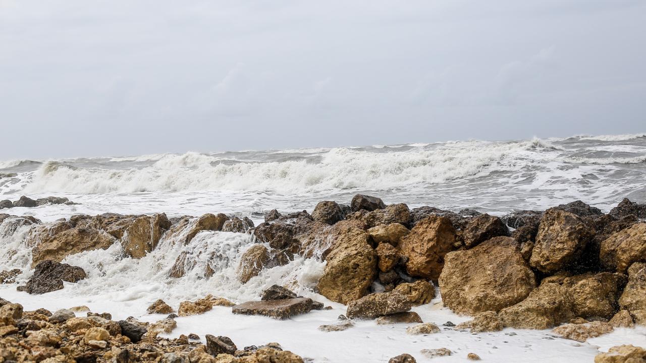 Precaución Alerta Por Fuertes Vientos Y Oleaje En El Caribe